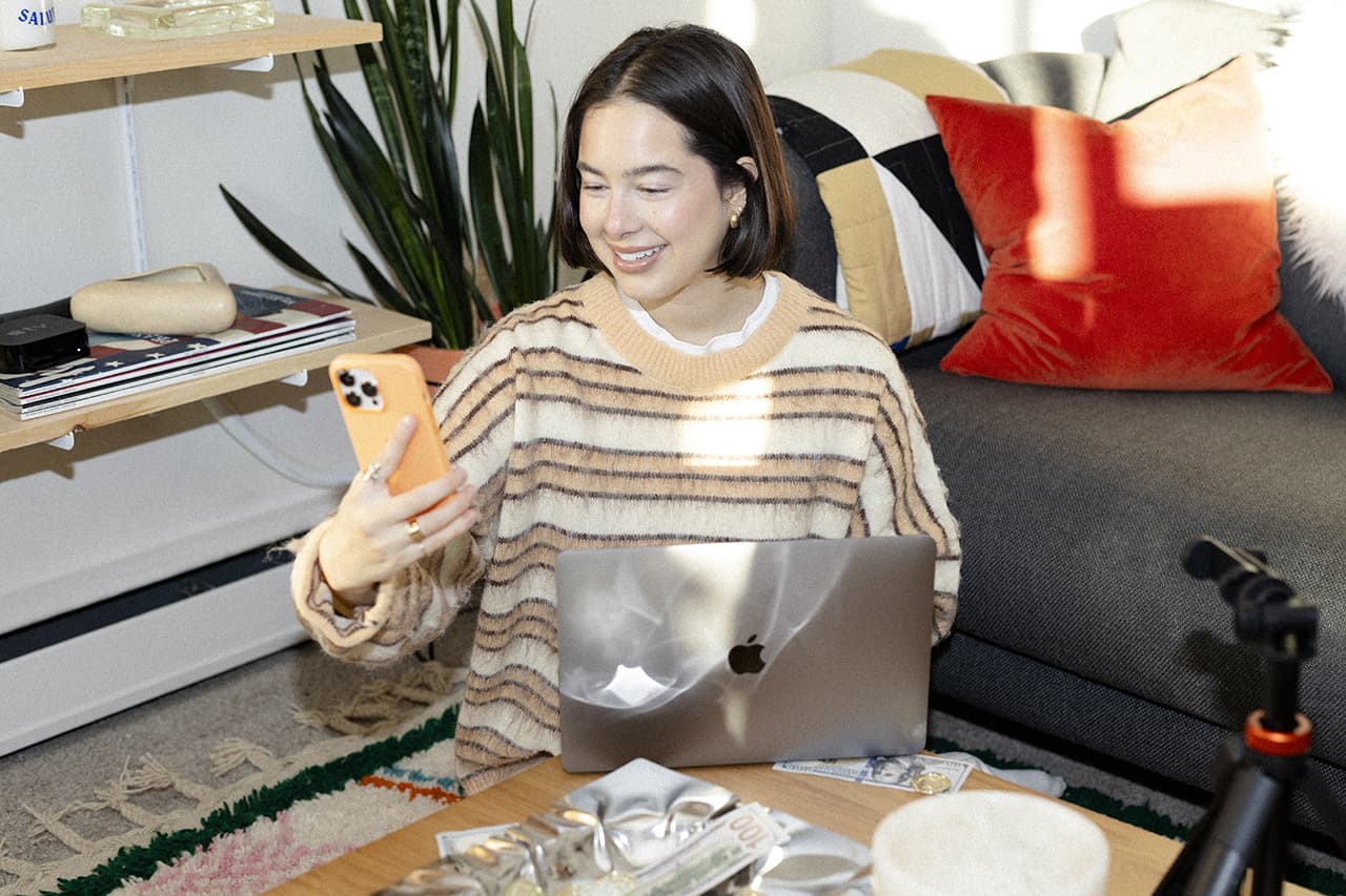 The Leap vs. Stan Store: Which Creator Store Platform Is Better?